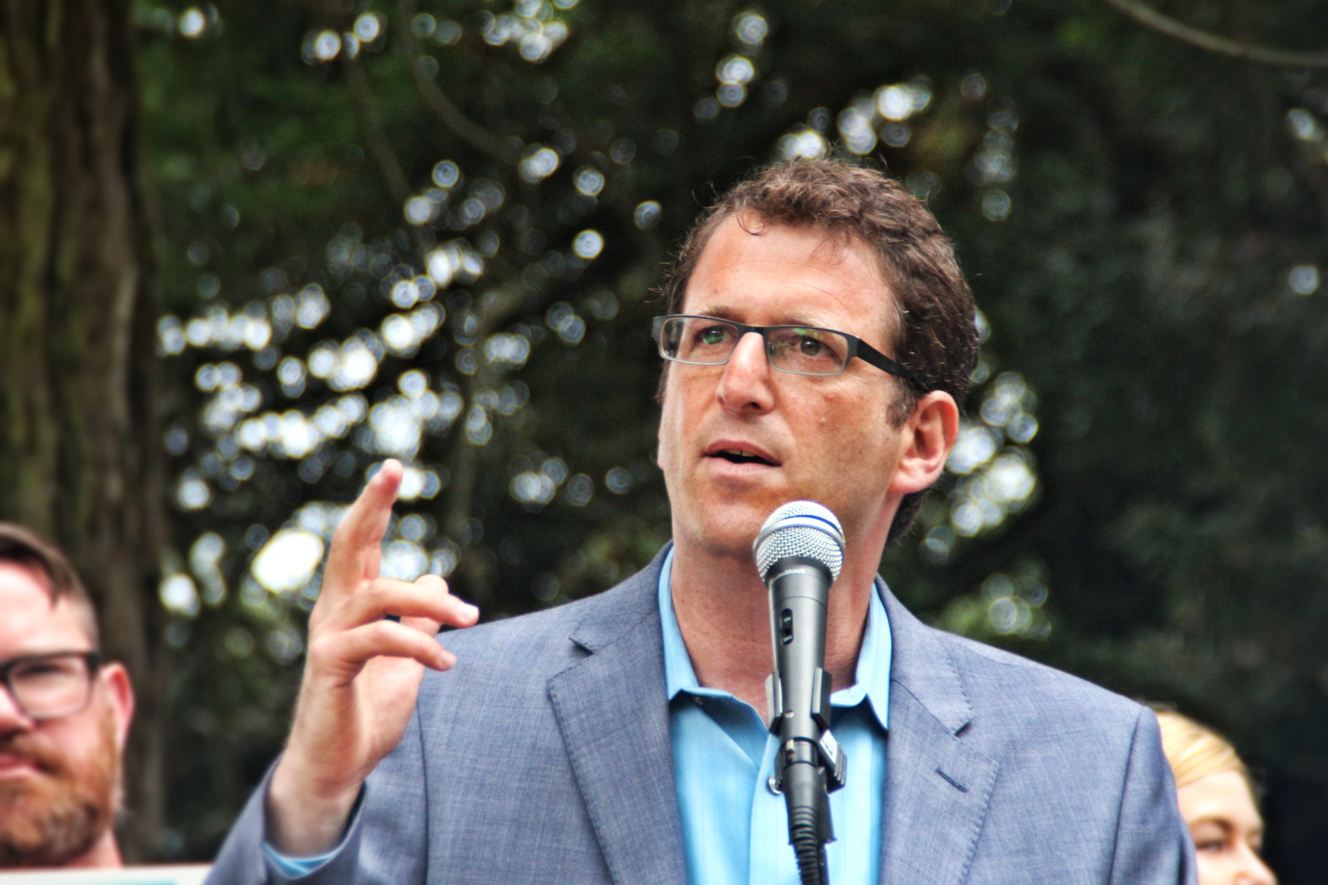 Breed on affordable housing, places for homeless transitional youth ...