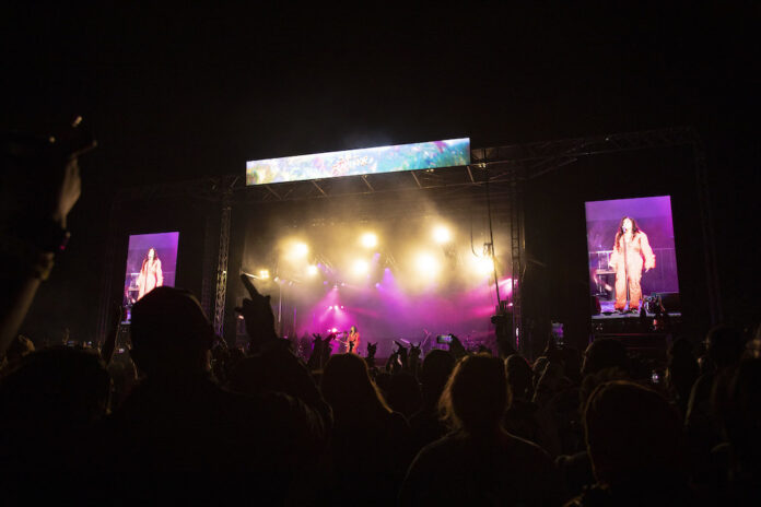 Live Shots: Sol Blume fest glowed up for two days of music and joy - 48 ...