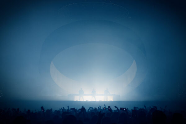 Live Shots: EDM juggernaut Swedish House Mafia got those hands up at ...
