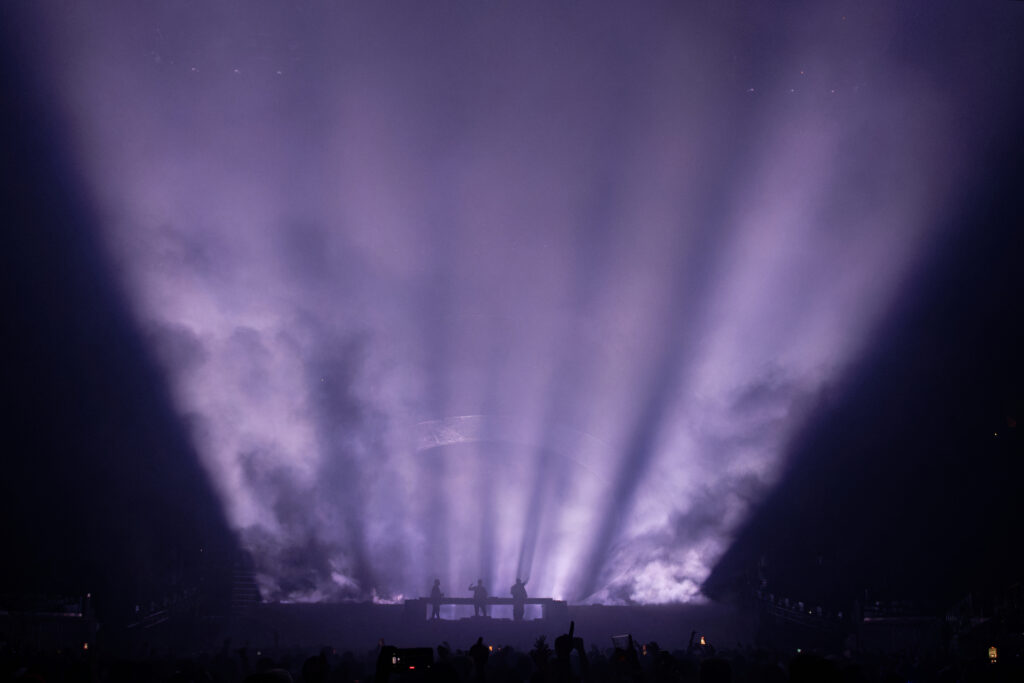 Live Shots: EDM juggernaut Swedish House Mafia got those hands up at ...
