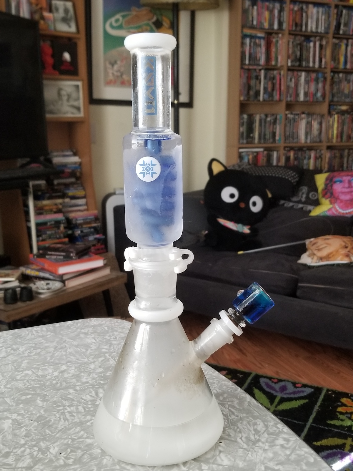 Puff: Chilly bongs mean warm stoner hearts - 48 hills
