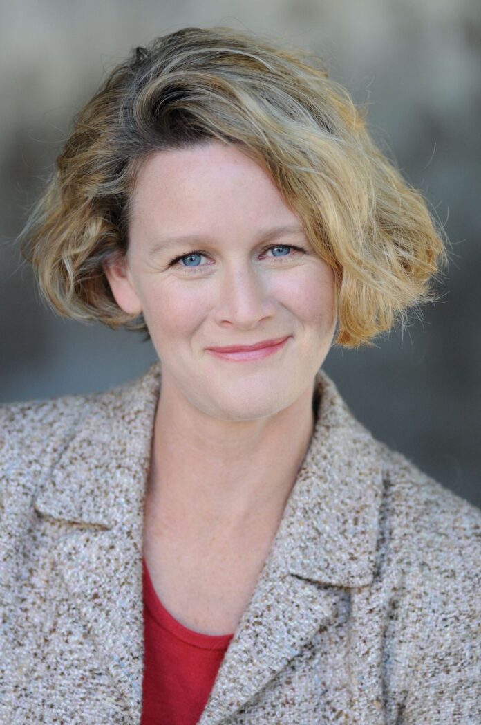 Erin Merritt stirs domestic terrorism, violent rhetoric—and humor!—into ...