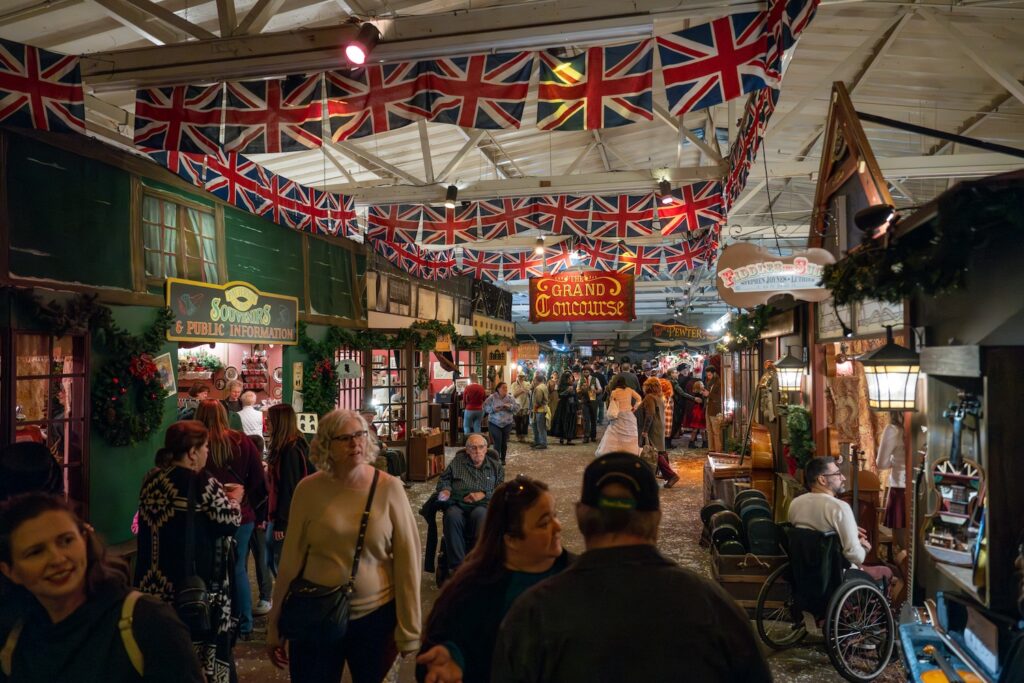 Live Shots: What the Great Dickens? The Victorian Christmas Fair ...