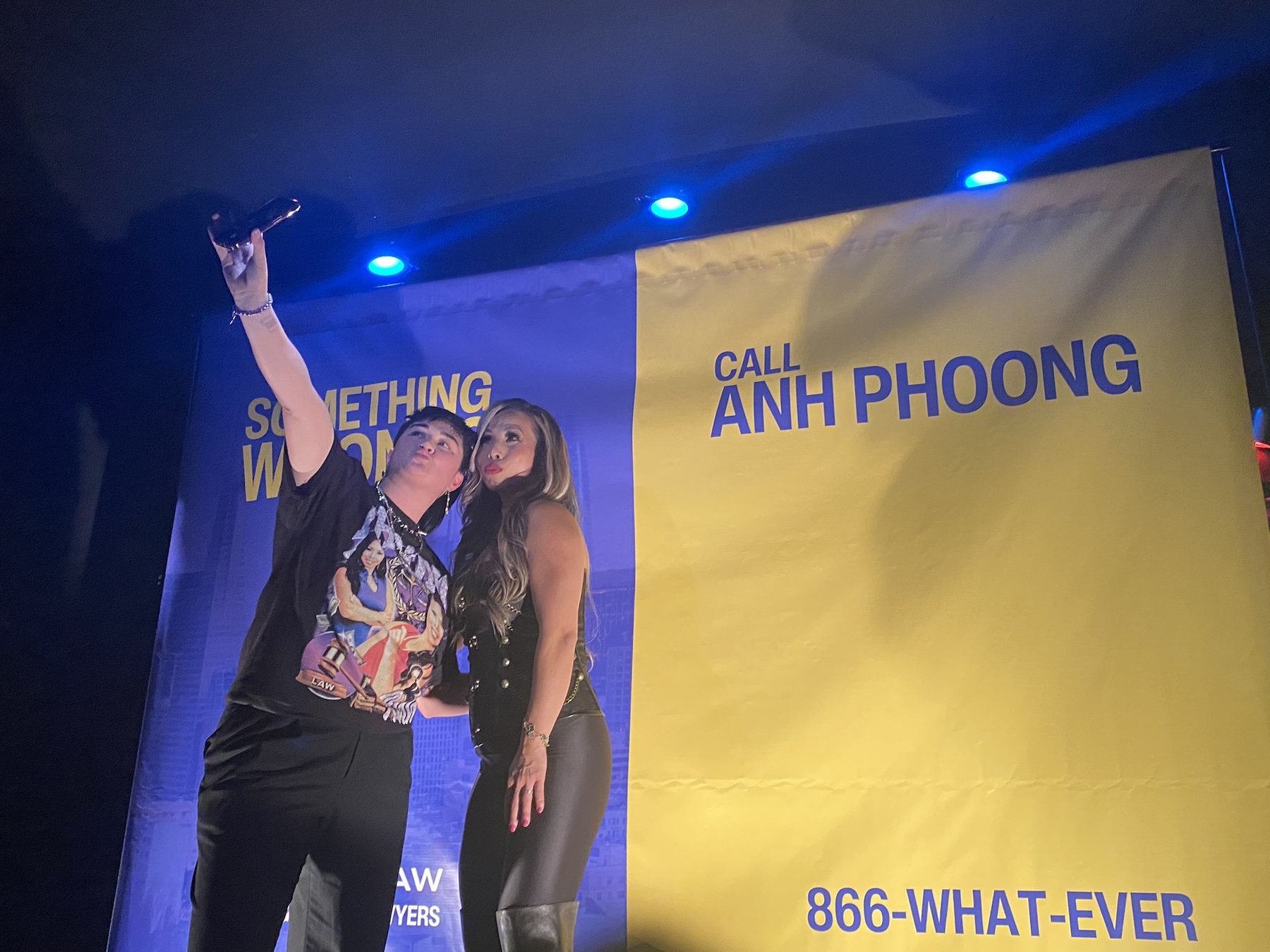 Partying at the altar of Anh Phoong: Packed crowd hails billboard queen ...