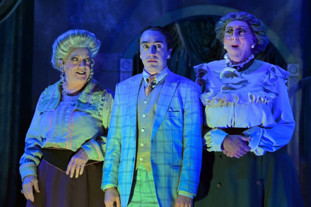 Clearing the cobwebs from 'Arsenic and Old Lace' at Center Rep - 48 hills