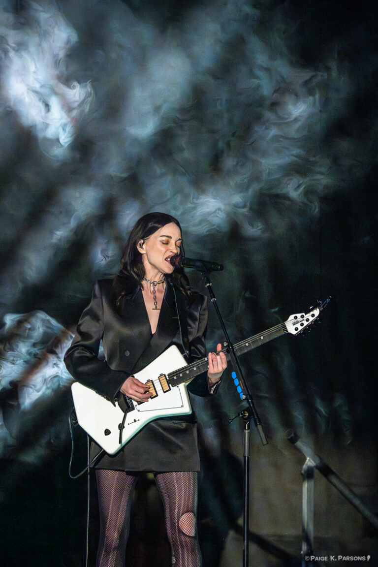 Noise Pop diary: St. Vincent bathed Grace Cathedral in heartfelt hues ...