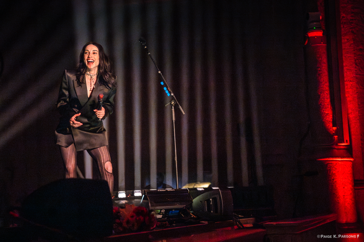 Noise Pop diary: St. Vincent bathed Grace Cathedral in heartfelt hues ...