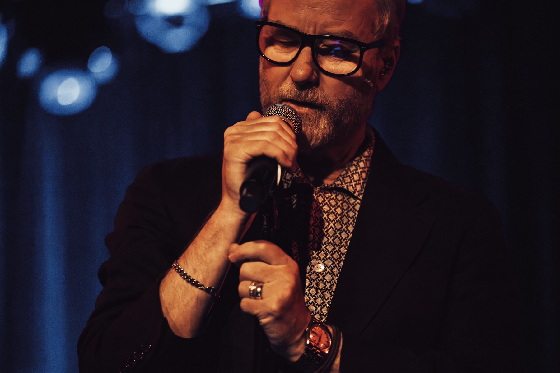 Live Shots: Woe to those who missed Matt Berninger's introspective solo ...