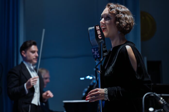 Live Shots: A glamorous trip back to the 1930s with Alex Mendham and ...